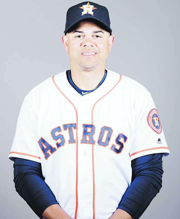 Alex Cintrón se mantiene como coach bateo de los Astros - Primera Hora